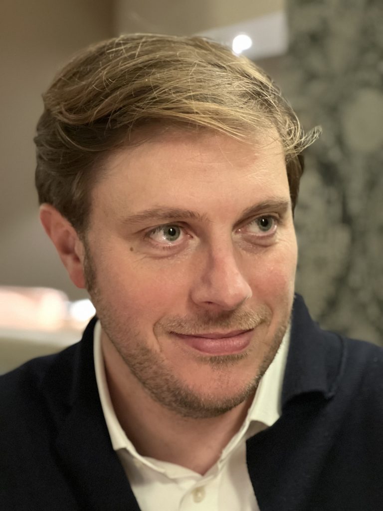 Mr. Thibault SARTINI - Hypnosium - Institut Milton H.Erickson Biarritz ...